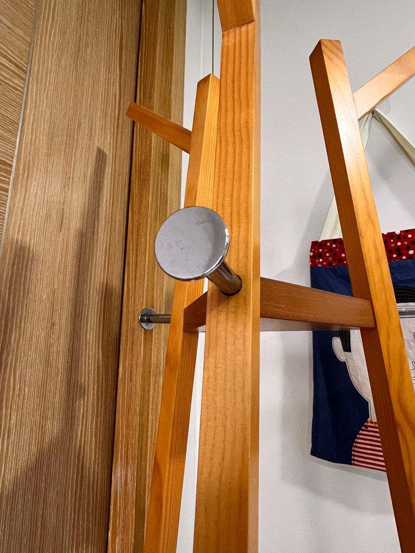 Corner triangle Clothes hanger hanging com display rack rack wooden ...