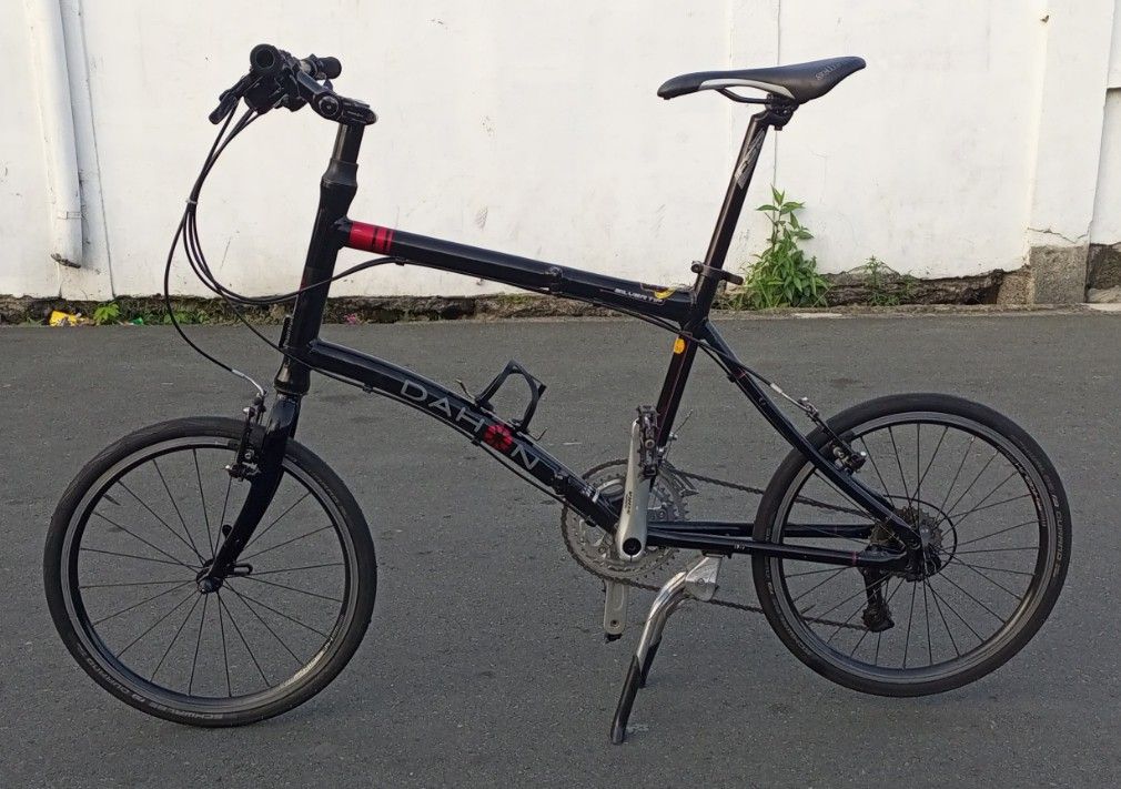Dahon Silvertip Mini Velo, Sports Equipment, Bicycles & Parts, Bicycles on Carousell