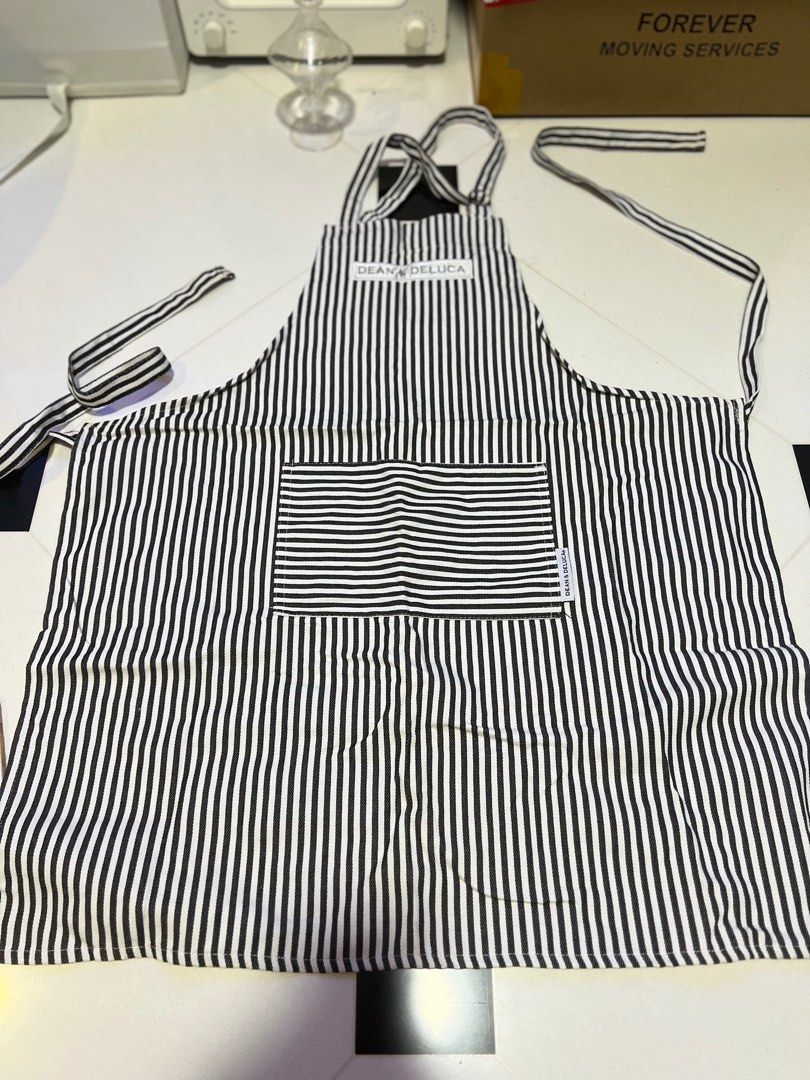 Dean and deluca stripe apron, Furniture & Home Living, Kitchenware ...