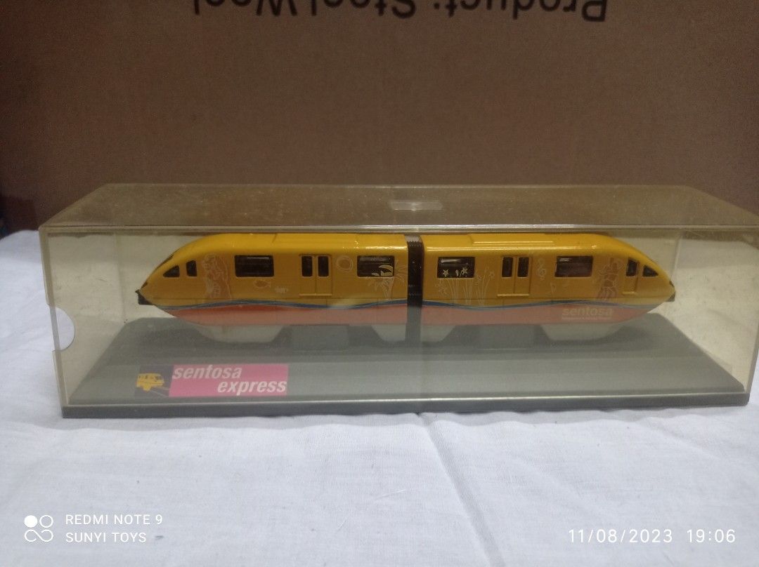 Diecast Sentosa Express, Hobbies & Toys, Toys & Games on Carousell