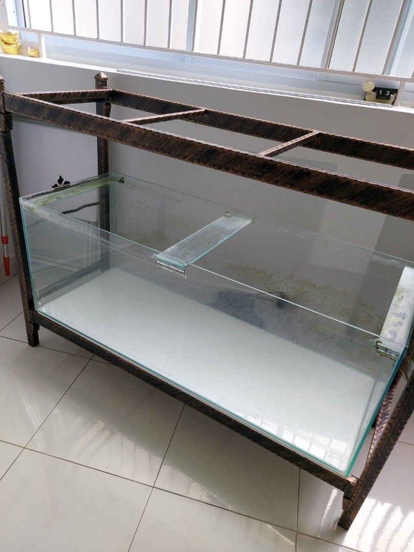 Fish tank + Fish tank double-decker stand, Pet Supplies, Homes & Other ...