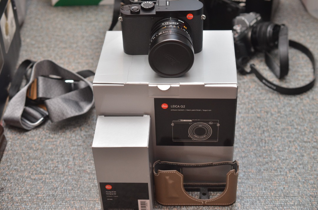 For sale or swap Leica Q2 Complete with Freebies, Photography, Cameras ...