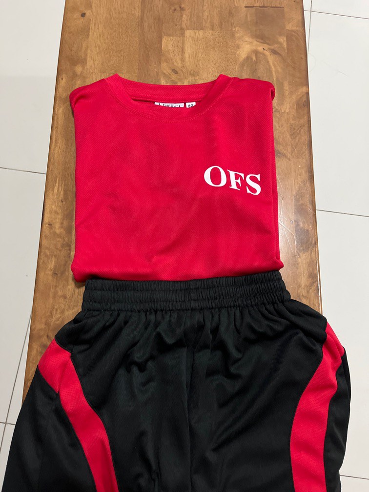 FREE: Overseas Family School PE gym uniforms (t-shirts and shorts ...