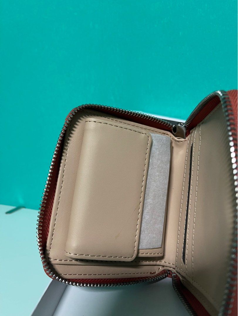 Guess small zip wallet in orange style SF863155, Women's Fashion, Bags ...