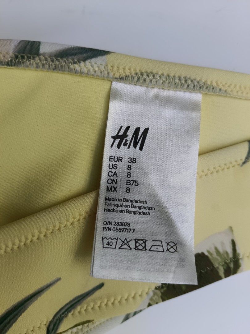 Hnm Neoprene Swim V Top on Carousell