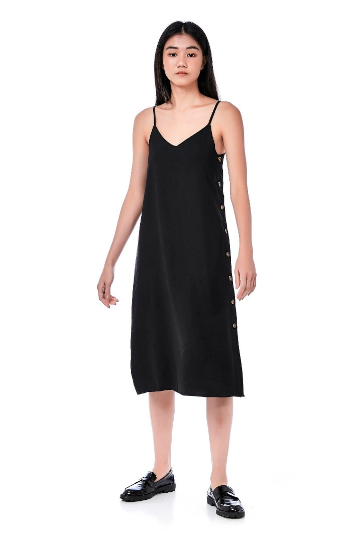 TEM Jayda Side-Button Slip Dress, Women's Fashion, Dresses & Sets ...