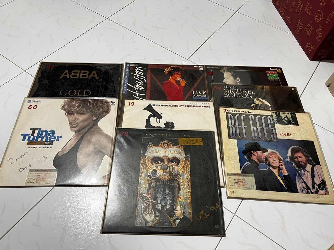 Laserdisc (concert album), Hobbies & Toys, Music & Media, CDs & DVDs on ...