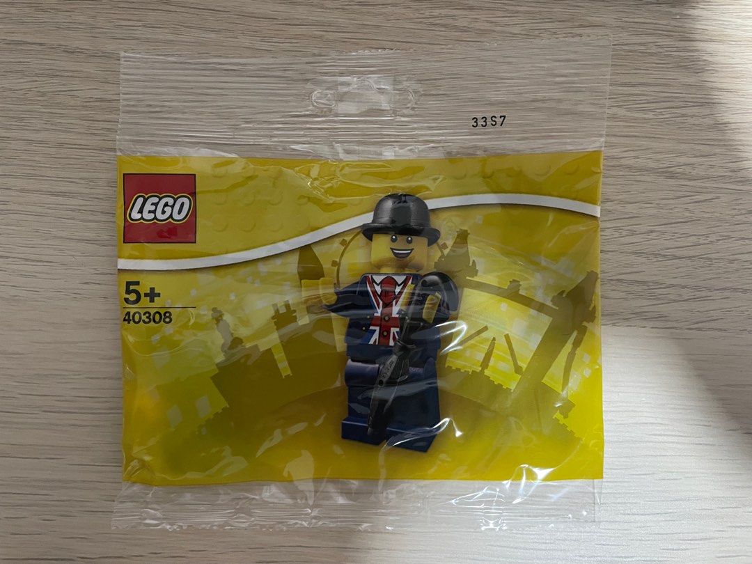 Lego 40308 Minifigure Lester Polybag, Hobbies & Toys, Toys & Games on ...