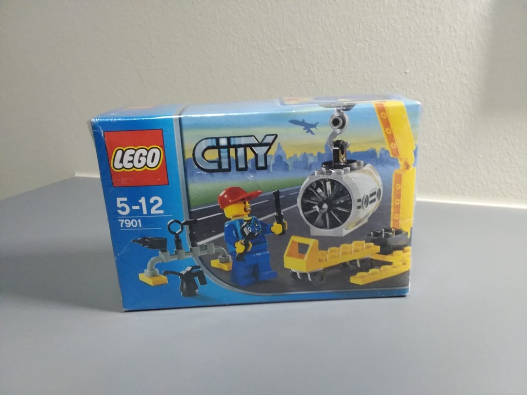 LEGO CITY 7901 Airplane Mechanic Hobbies Toys Toys Games On Carousell