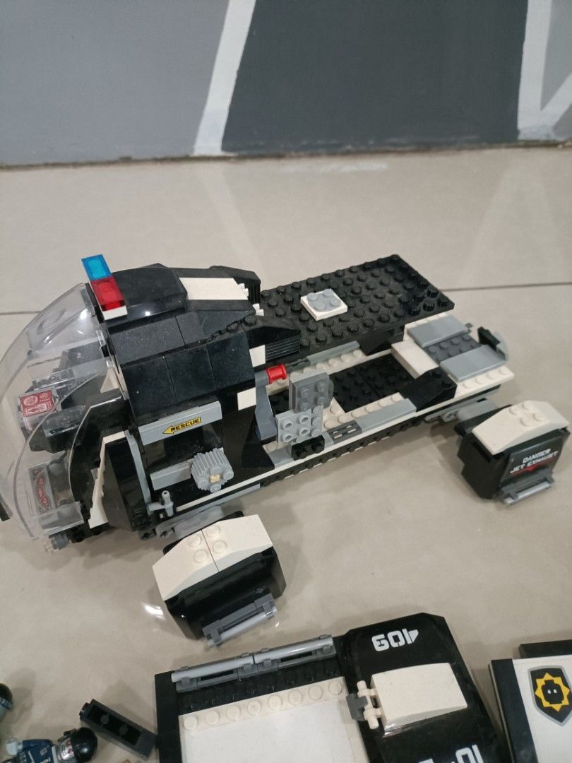 Lego Movie Super Secret Police Dropship, Hobbies & Toys, Toys & Games ...