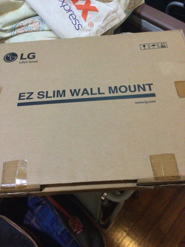 LG TV wall mounting slim model, TV & Home Appliances, TV ...