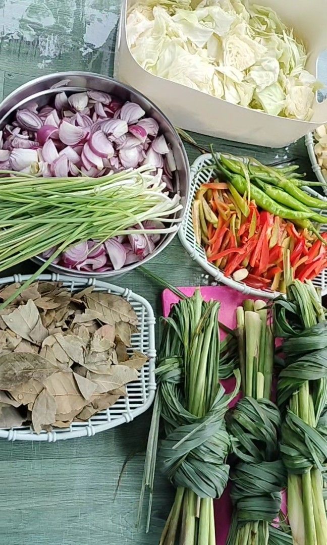 Lienan's Native pork Lechon, Food & Drinks, Packaged & Instant Food on ...