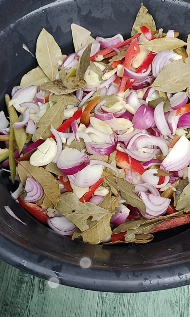 Lienan's Native pork Lechon, Food & Drinks, Packaged & Instant Food on ...