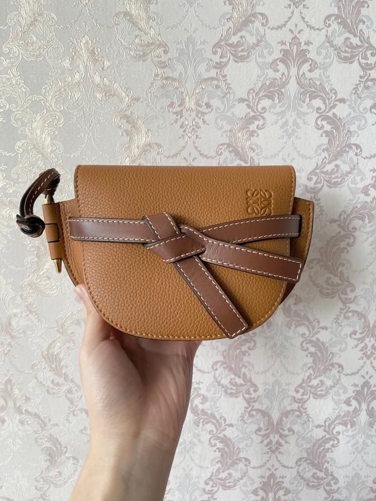 LOEWE Mini Gate, Barang Mewah, Tas & Dompet di Carousell