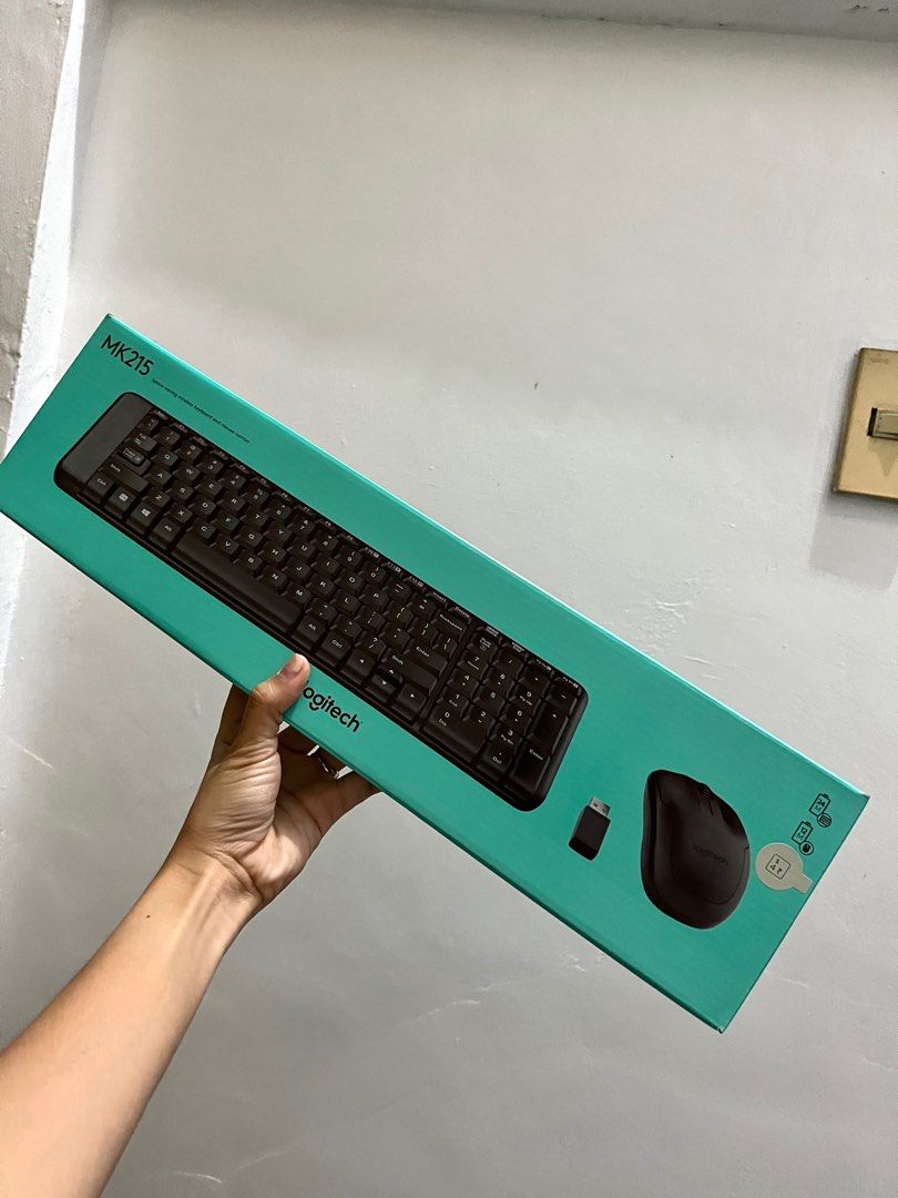 Logitech Mk215 Wireless Set Keyboard And Mouse Computers And Tech Parts And Accessories Computer