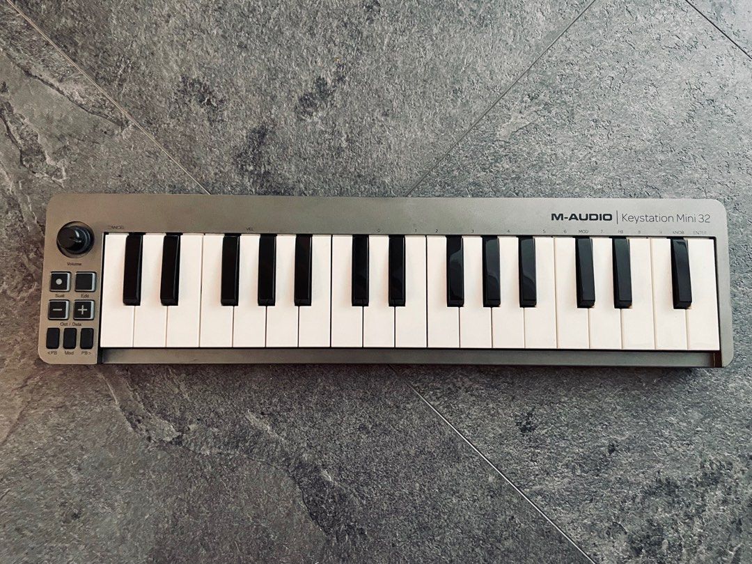 M-Audio midi controller Keystation Mini 32, Hobbies & Toys, Music ...