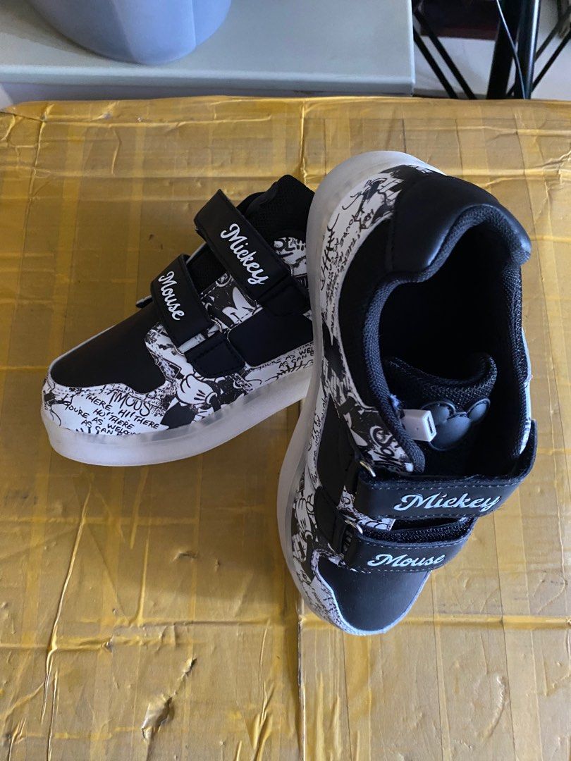 Disney Mickey Mouse kids/children shoes with lights, Babies & Kids ...
