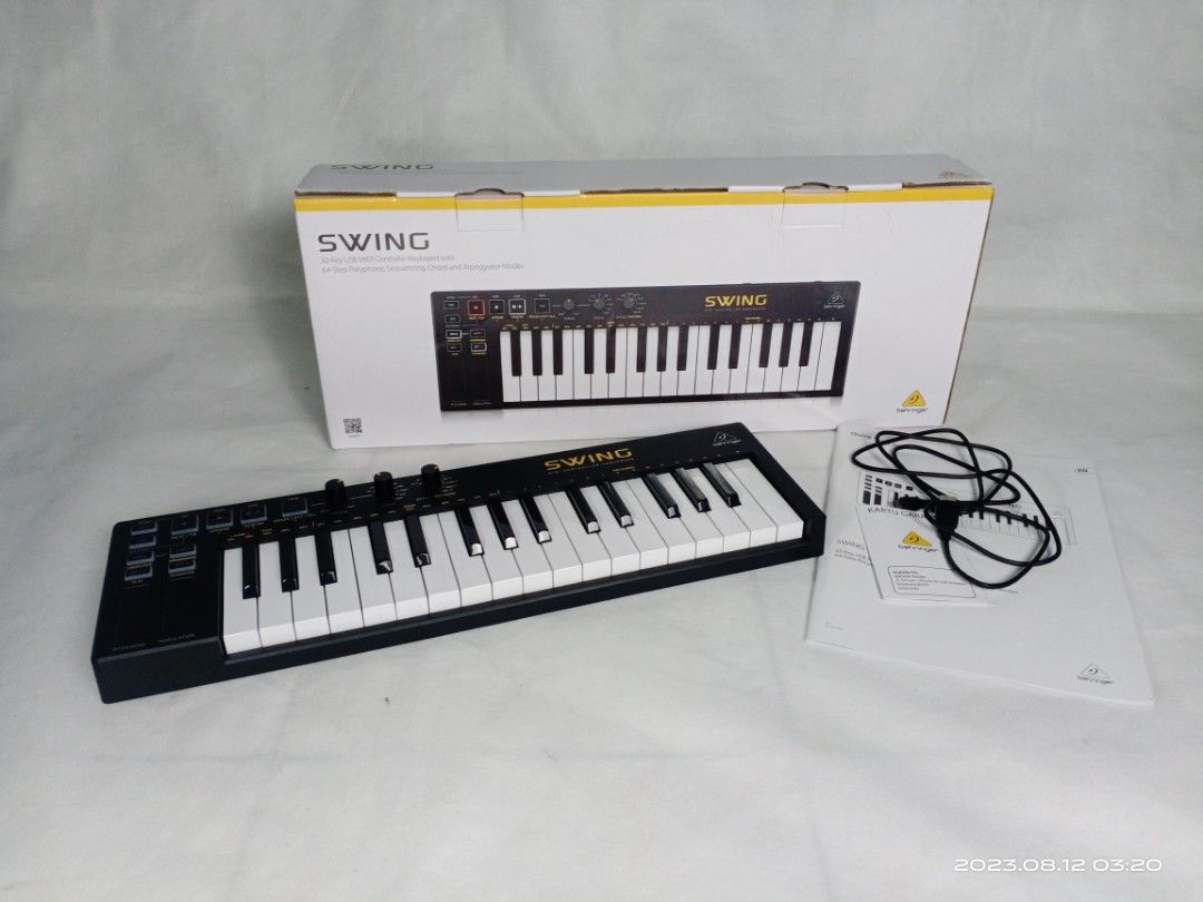 MIDI CONTROLLER BEHRINGER SWING SEQUENCER 32 KEY ARTURIA KEYSTEP KILLER ...