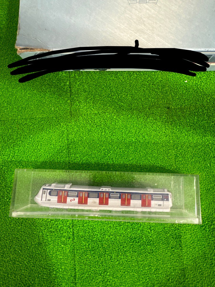 絕版紀念版東鐵綫MLR, 興趣及遊戲, 玩具 & 遊戲類 - Carousell