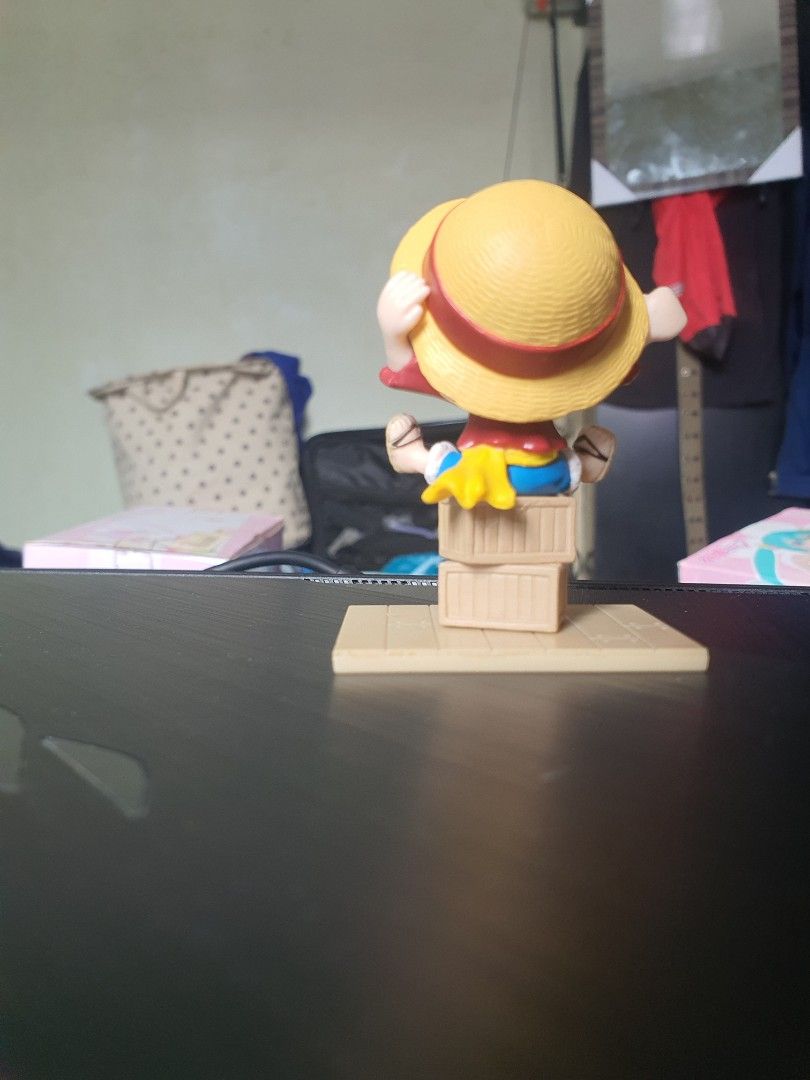 One pice luffy gashapon on crate, Hobbies & Toys, Toys & Games on Carousell