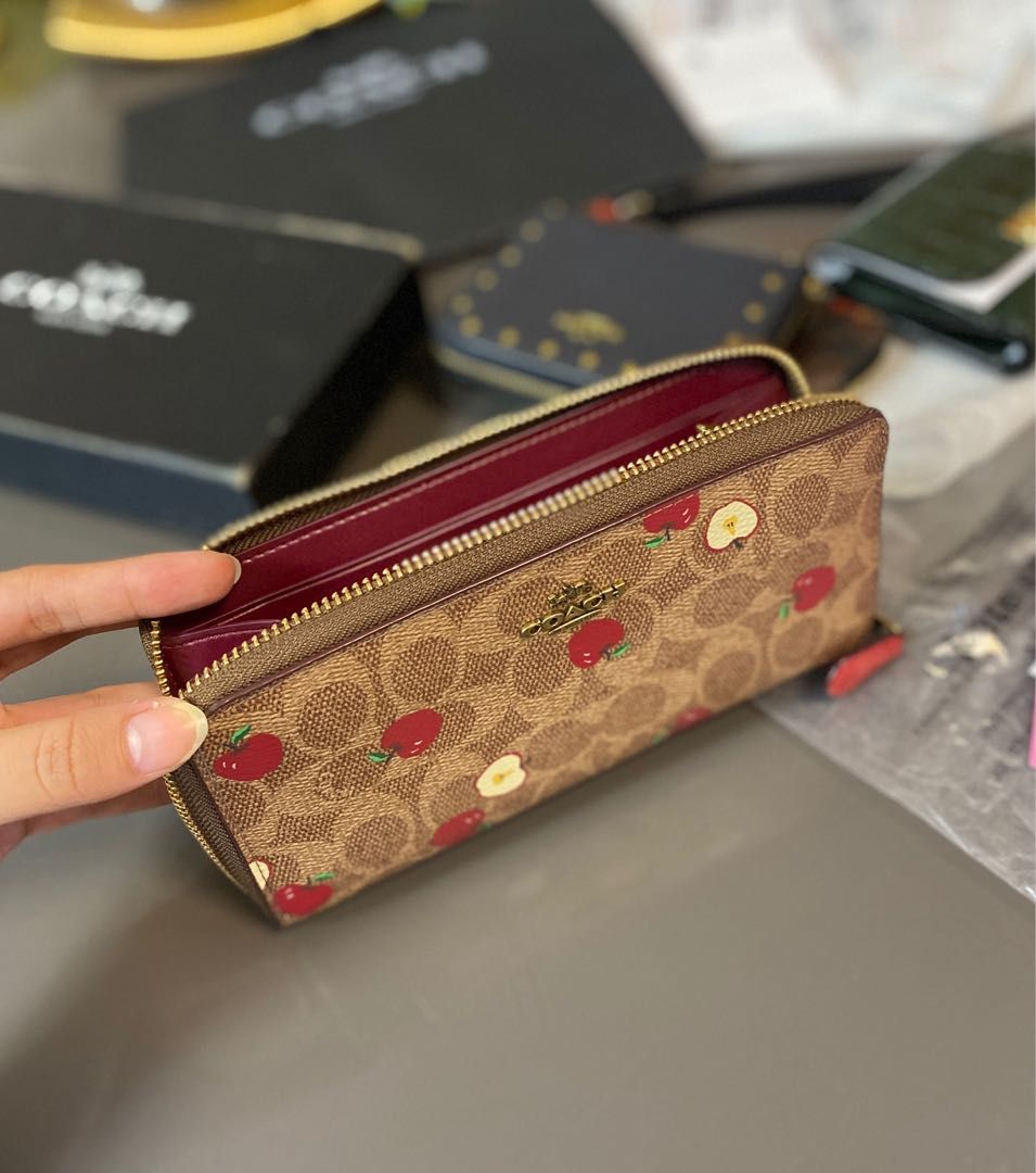 Original Coach Continental Wallet, Luxury, Bags & Wallets on Carousell
