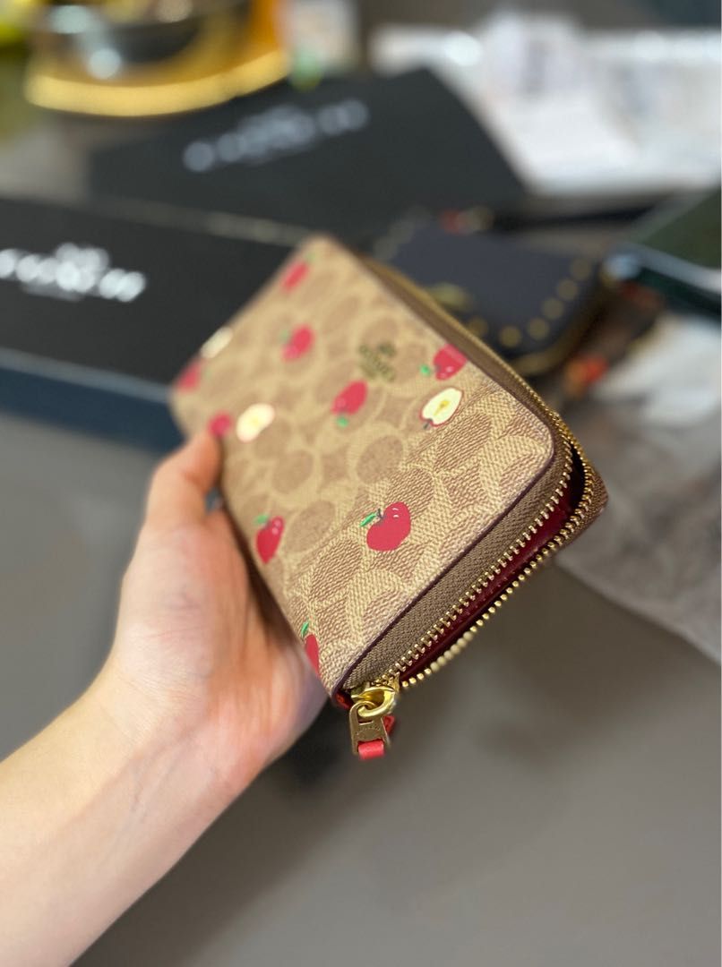 Original Coach Continental Wallet, Luxury, Bags & Wallets on Carousell