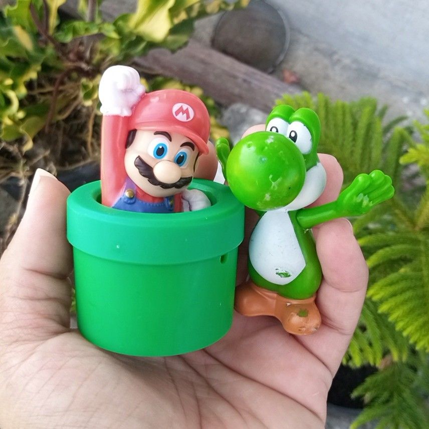 Paket 2 Mainan Figure Mario Pipa & Yoshi Naga Nintendo Toys Bekas, Toys ...