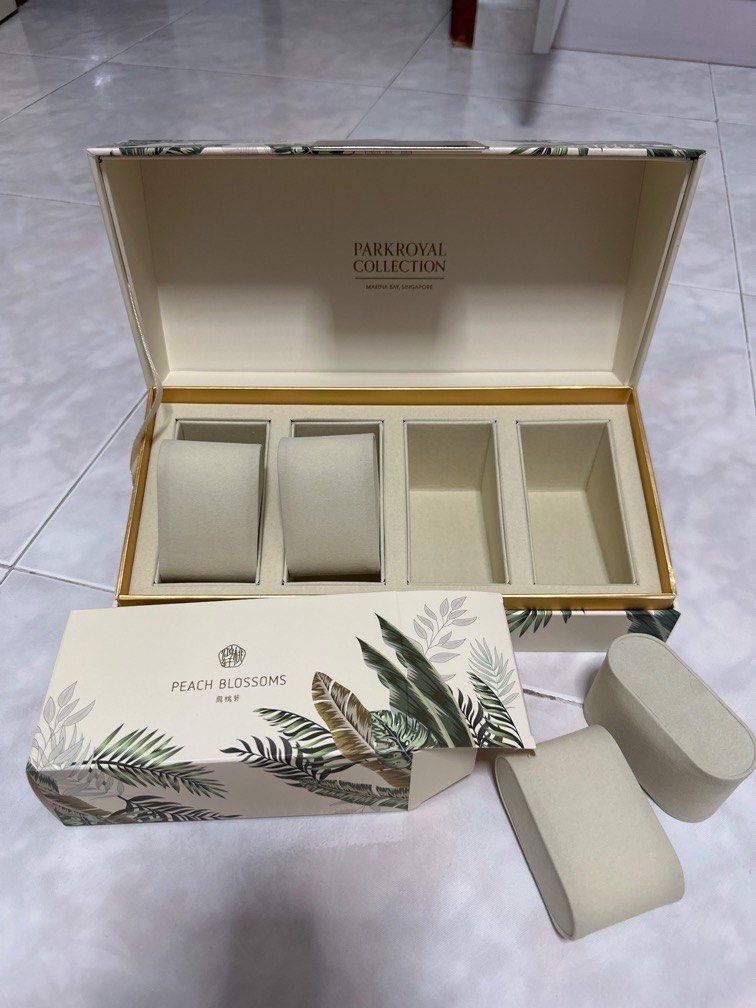 ParkRoyal 2023 Mooncake box, Women's Fashion, Jewelry & Organisers ...