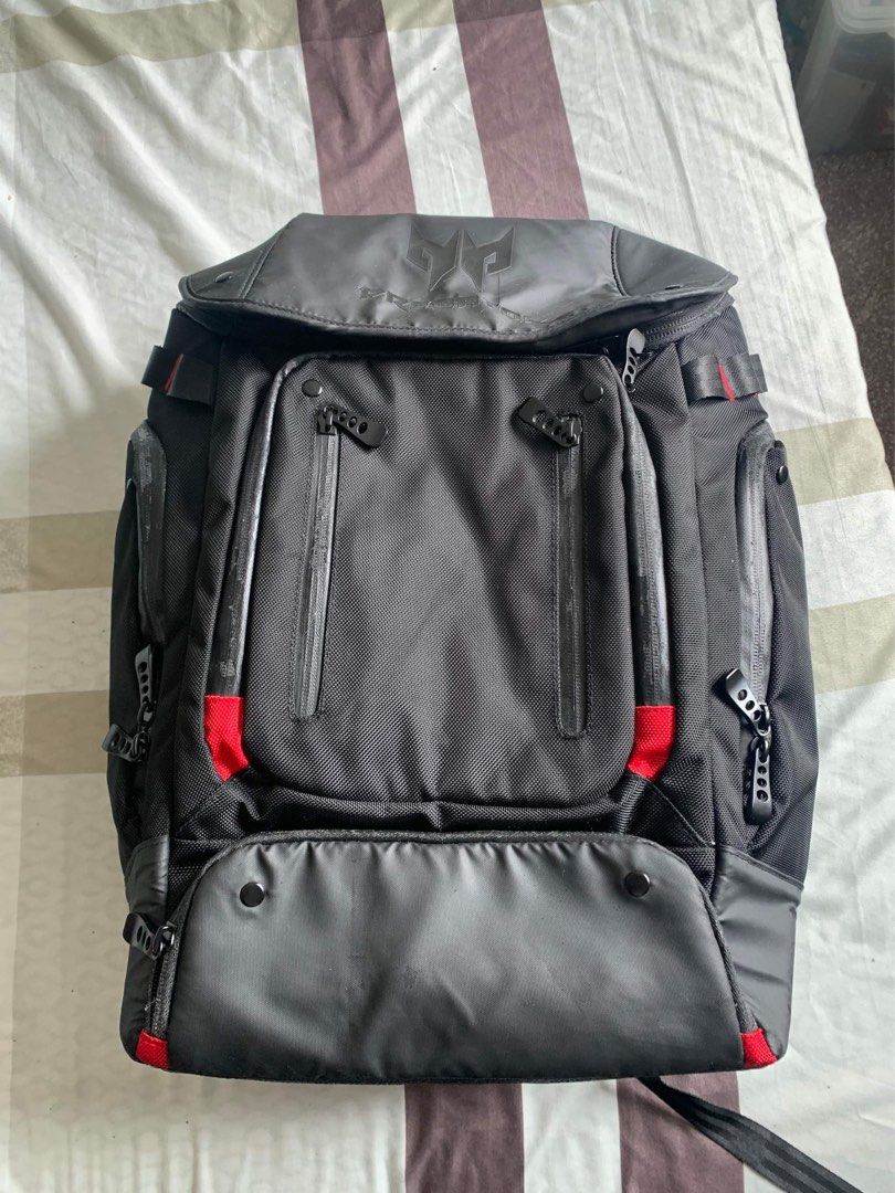 Predator Laptop Bag, Men's Fashion, Bags, Backpacks on Carousell