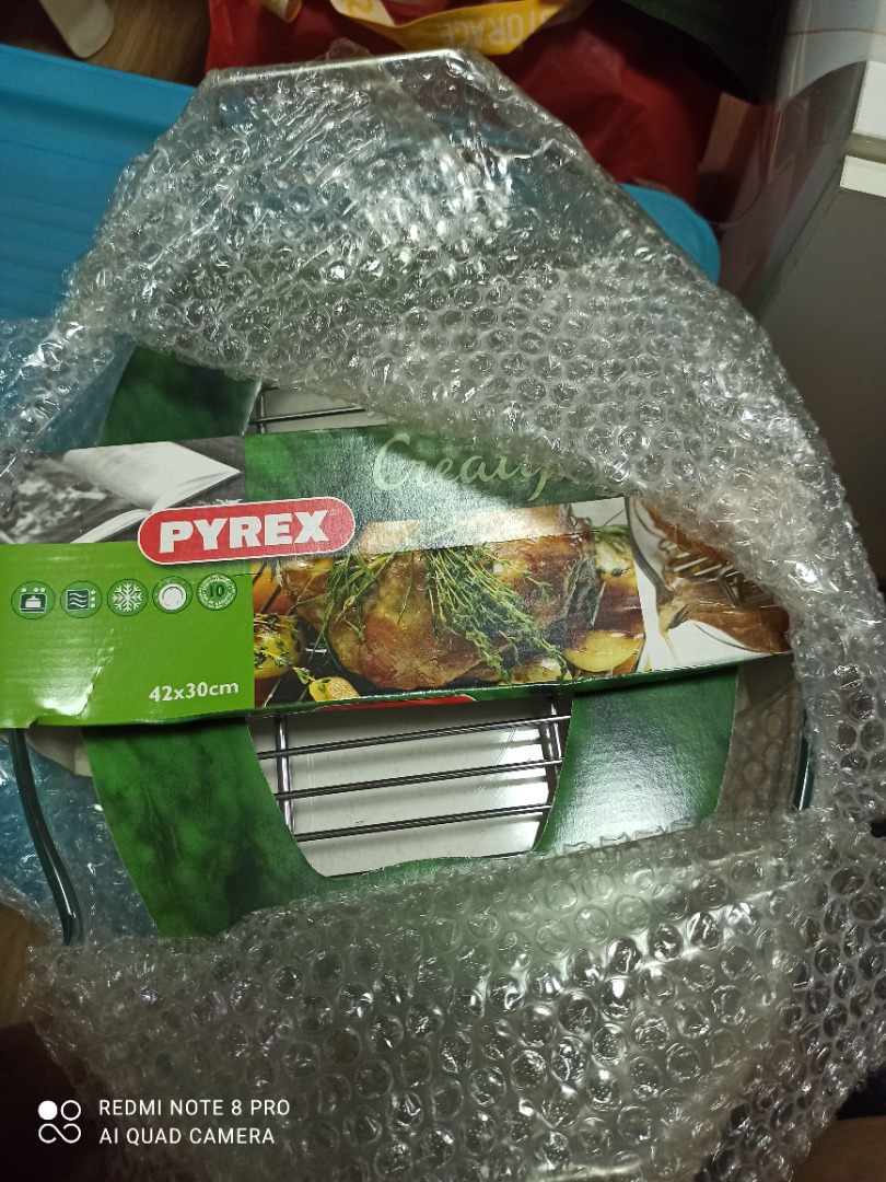 Pyrex Creatif Grill Tray, Furniture & Home Living, Kitchenware ...