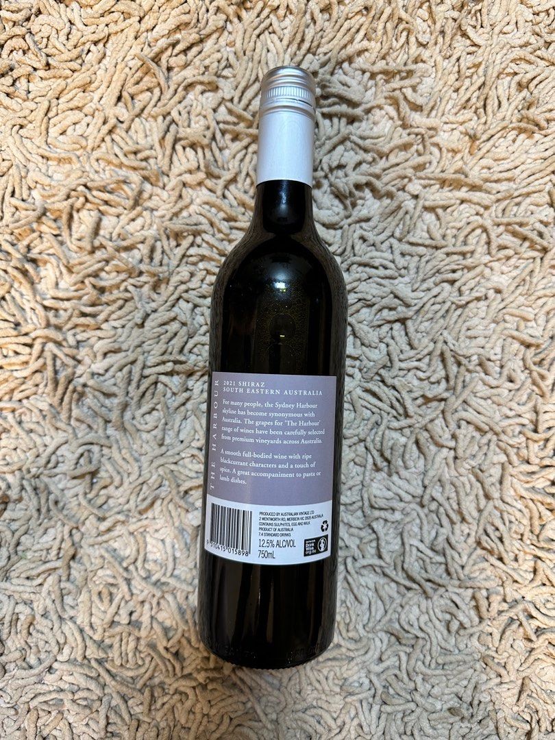 Red Wine Harbour Shiraz 2021, Food & Drinks, Alcoholic Beverages on ...