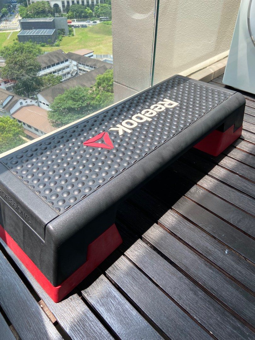 Reebok Step, Sports Equipment, Exercise & Fitness, Cardio & Fitness ...