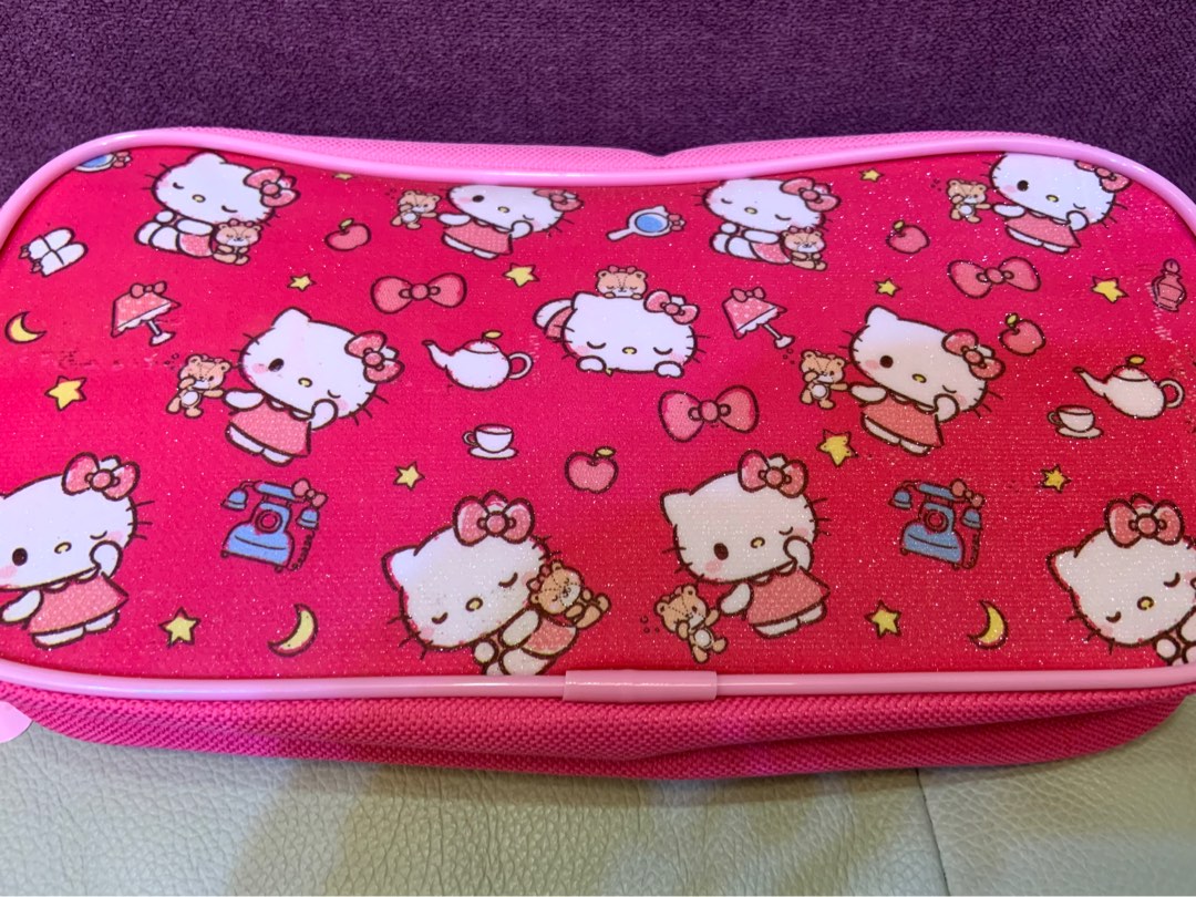 SANRIO Hello Kitty Glittering Pencil Case, Hobbies & Toys, Stationery ...
