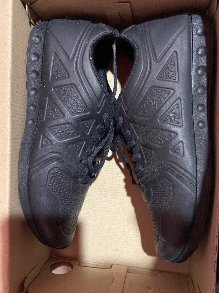 Sepatu Speed Full Black untuk Anak Sekolah, Fesyen Wanita, Sepatu di ...