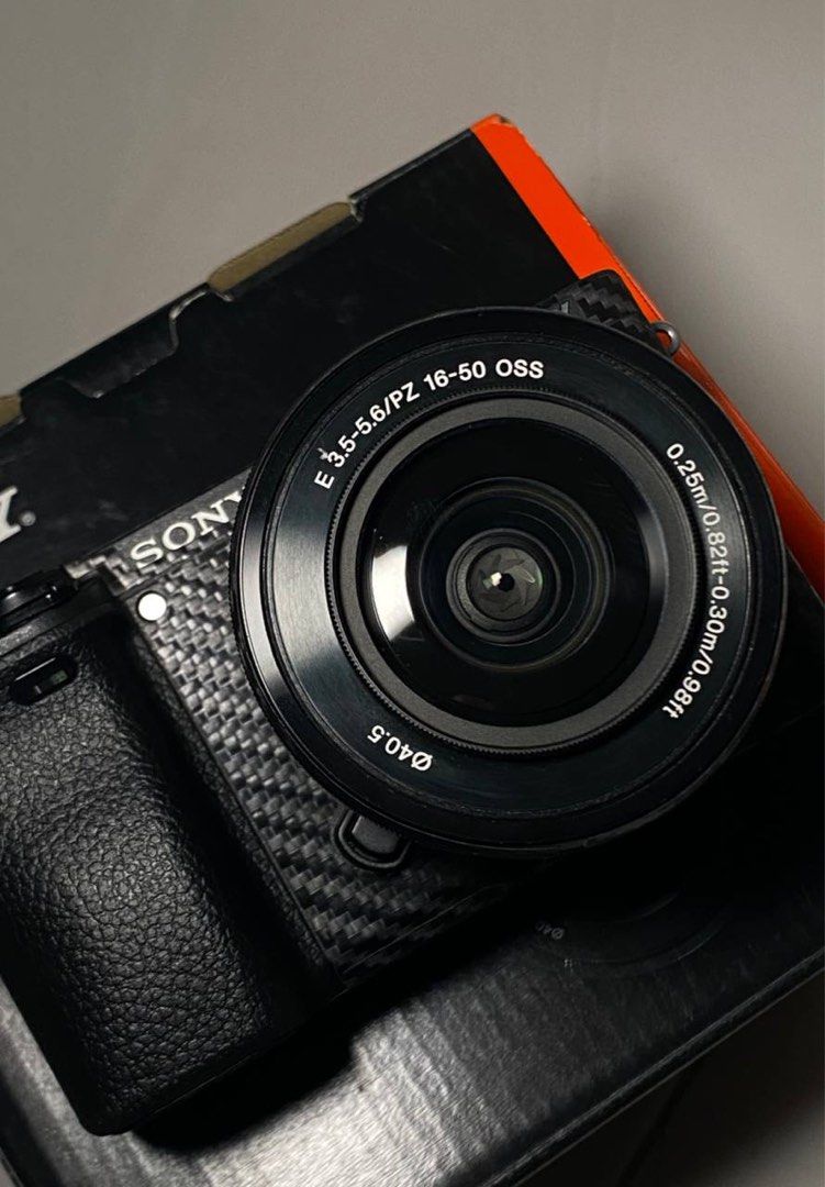 Sony A6400 with 16-50mm Kit Lens, Photography, Cameras on Carousell