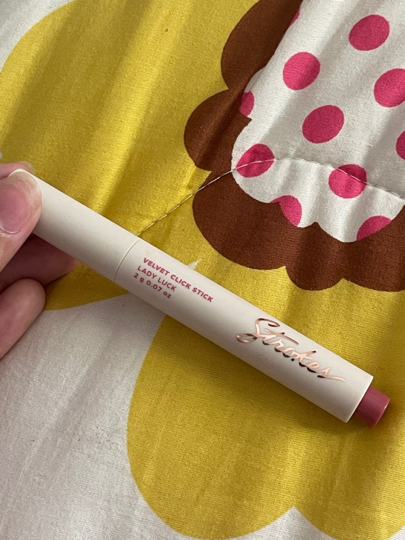 Strokes Velvet Click Stick in Lady Luck, Beauty & Personal Care, Face ...