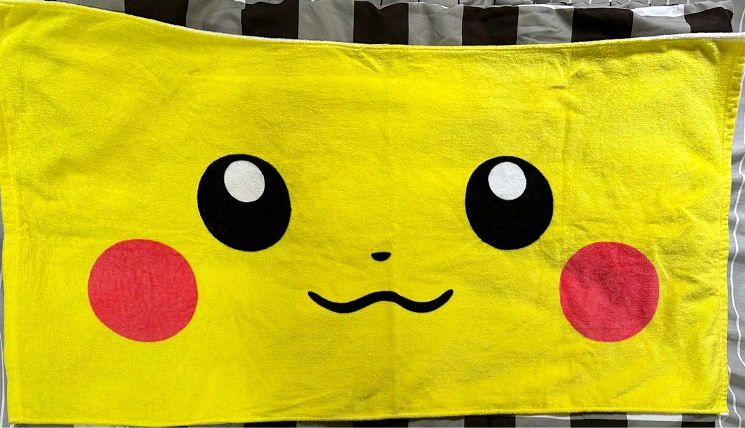 sumiko, sanrio, pikachu towel, Furniture & Home Living, Kitchenware ...