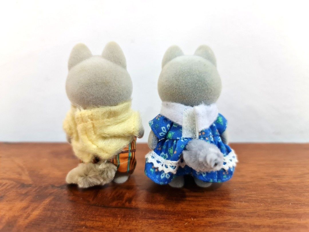 Sylvanian Families Husky Brother and Sister, Hobbies & Toys, Toys ...