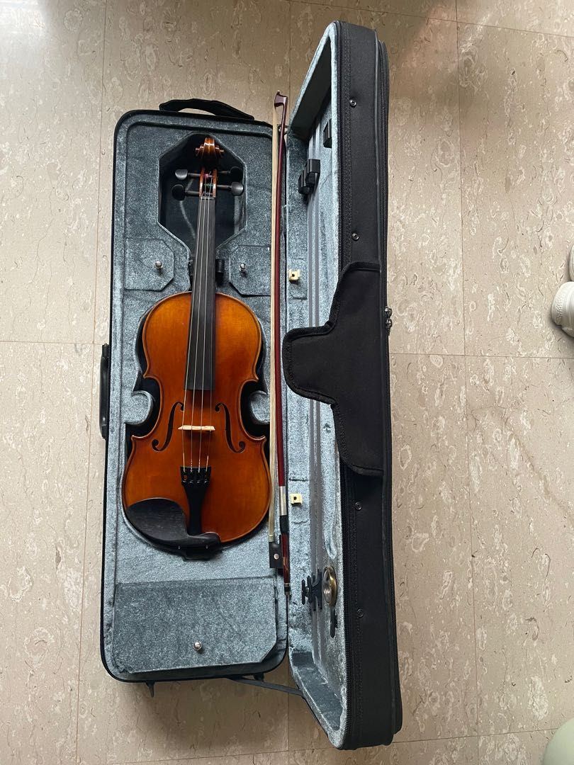 Synwin handmade full size violin, Hobbies & Toys, Music & Media, Musical Instruments on Carousell