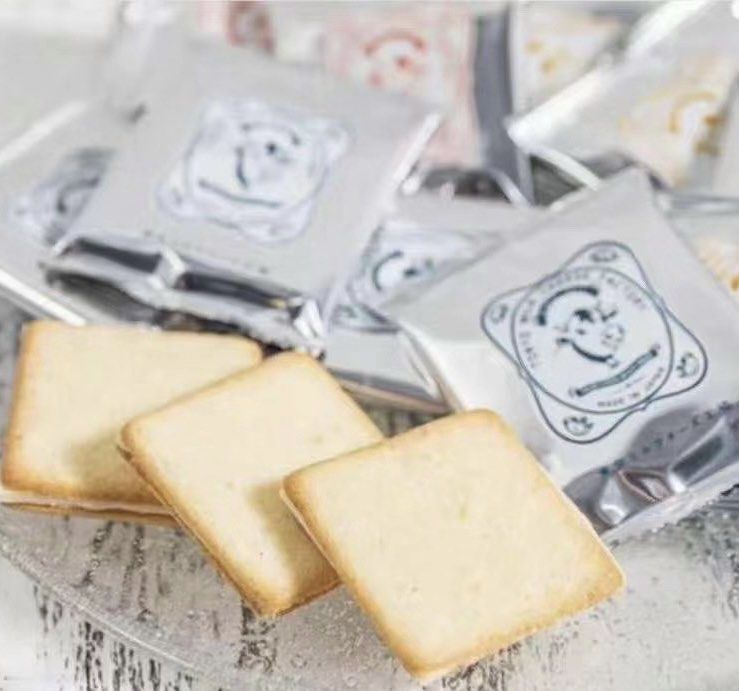 Tokyo milk cheese factory biscuits-honey , 嘢食 & 嘢飲, 其他食物及飲料 - Carousell
