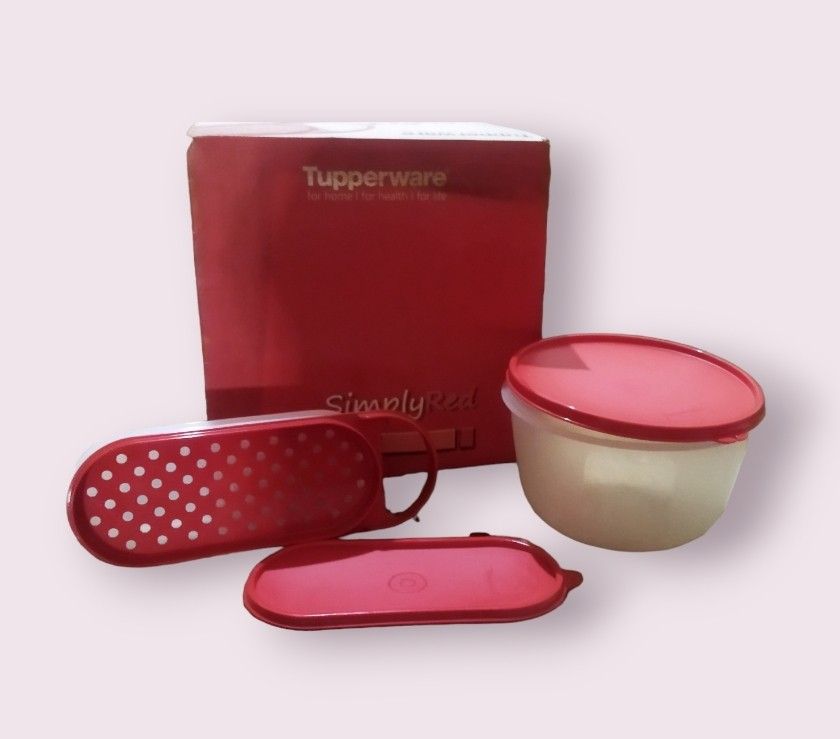 Tupperware simply red, Kitchen & Appliances di Carousell