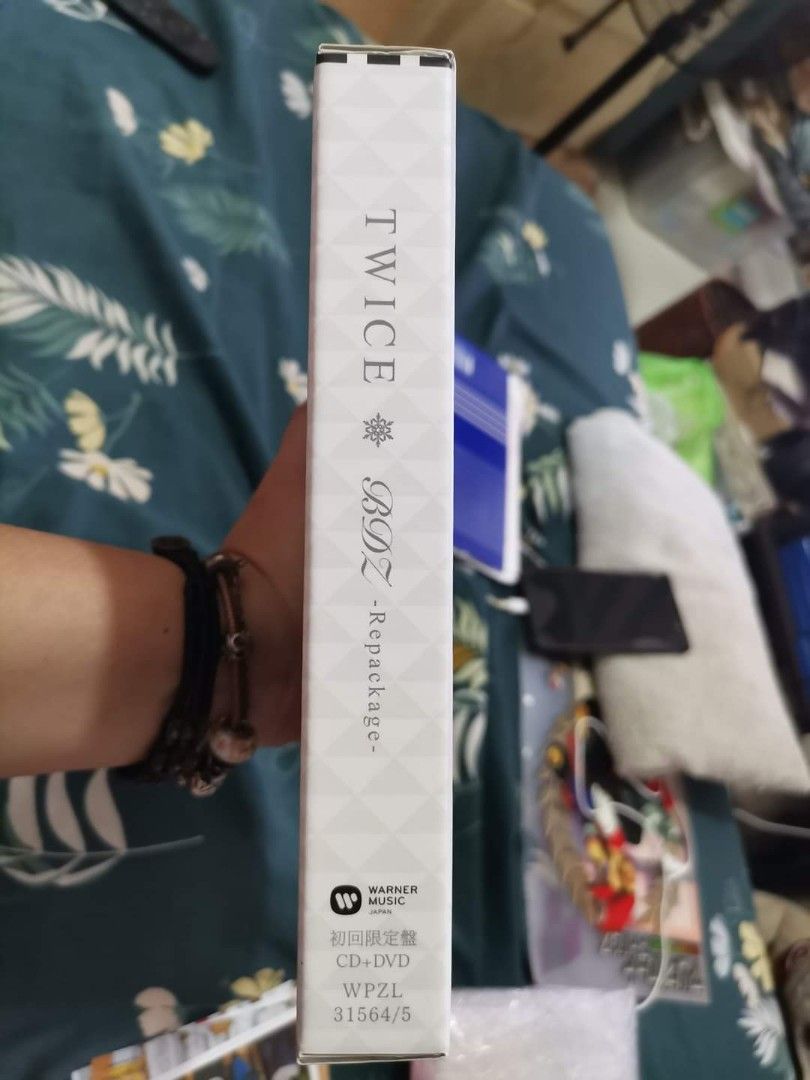 TWICE BDZ Repackaged Japan 1st Album (UNSEALED) on Carousell