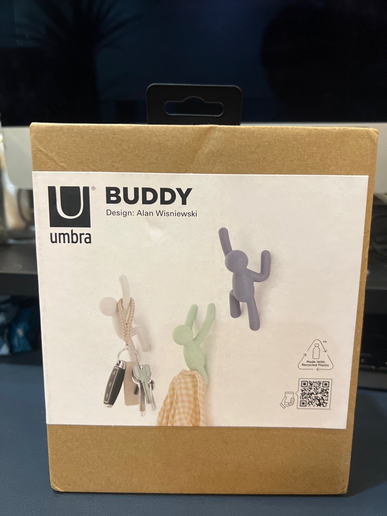 Umbra buddy wall hooks, Furniture & Home Living, Home Decor, Wall Decor ...