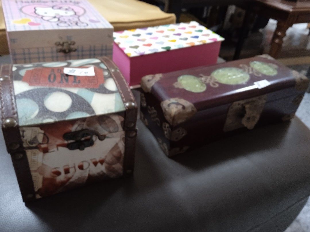 Vintage and cute boxes, Hobbies & Toys, Memorabilia & Collectibles ...