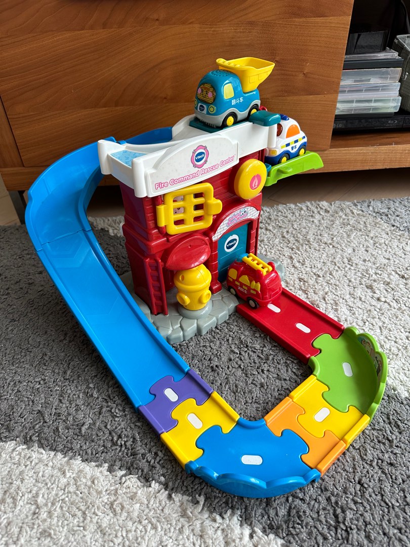 Vtech fire command rescue center Vtech 消防指揮救援中心, 兒童＆孕婦用品, 嬰兒玩具 - Carousell