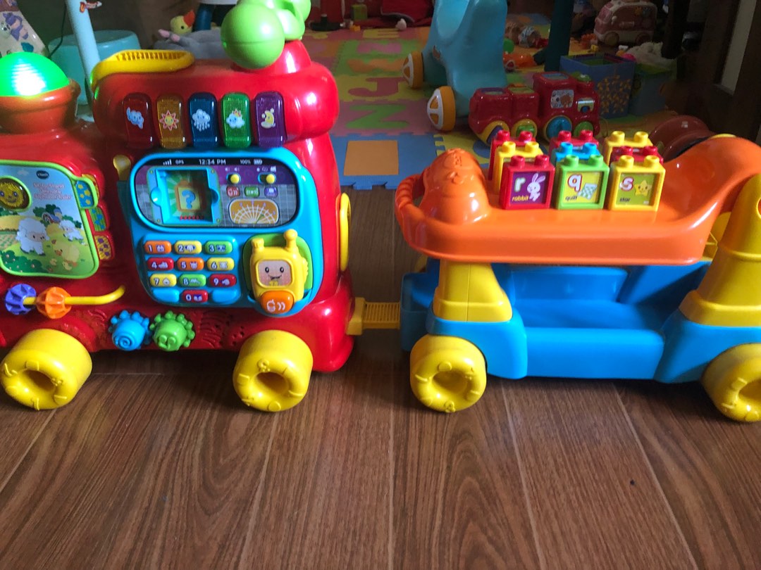 Vtech train, Hobbies & Toys, Toys & Games on Carousell