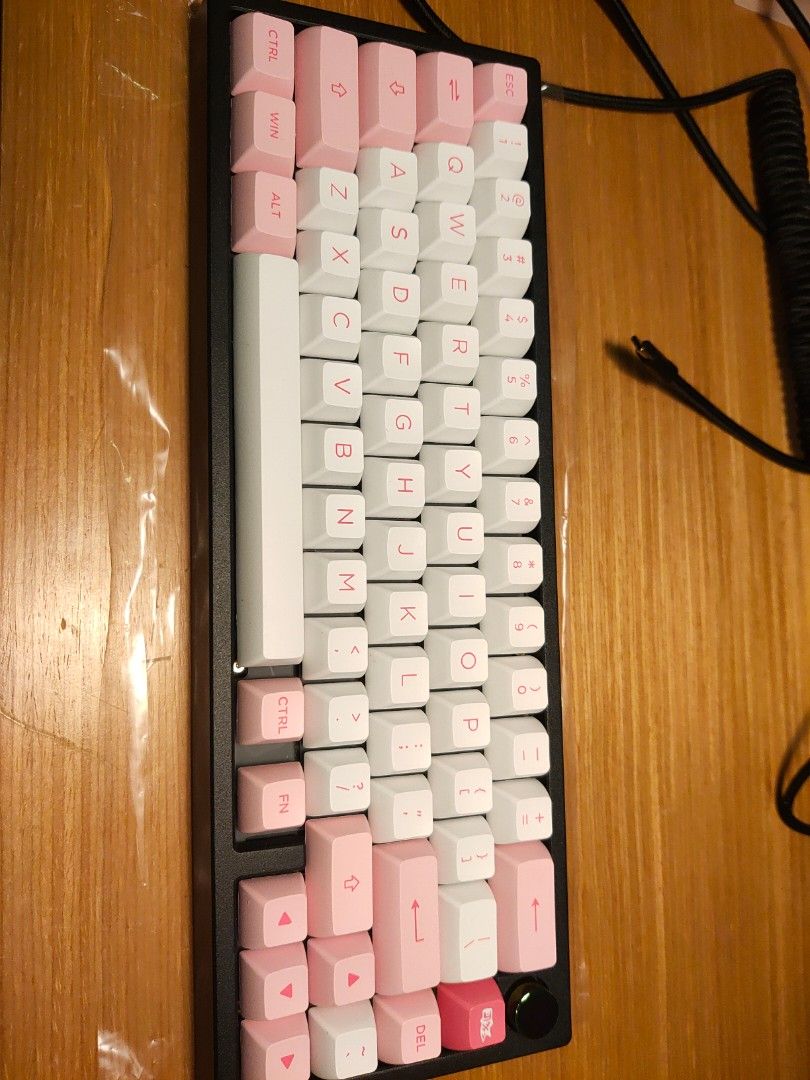 [WTS/ WTT] Zoom65 V2 Meletrix zoom 65 v2 black, Computers & Tech, Parts ...