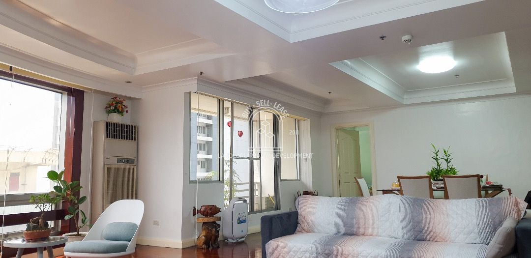 198 square meters 3 bedroom unit for sale at Easton Place, Valero ...