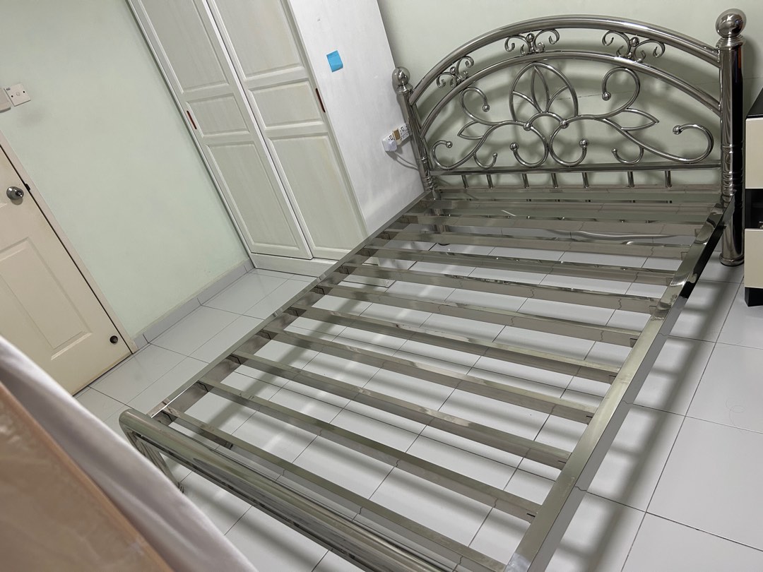 304 stainless steel bed frame, Furniture & Home Living, Furniture, Bed ...