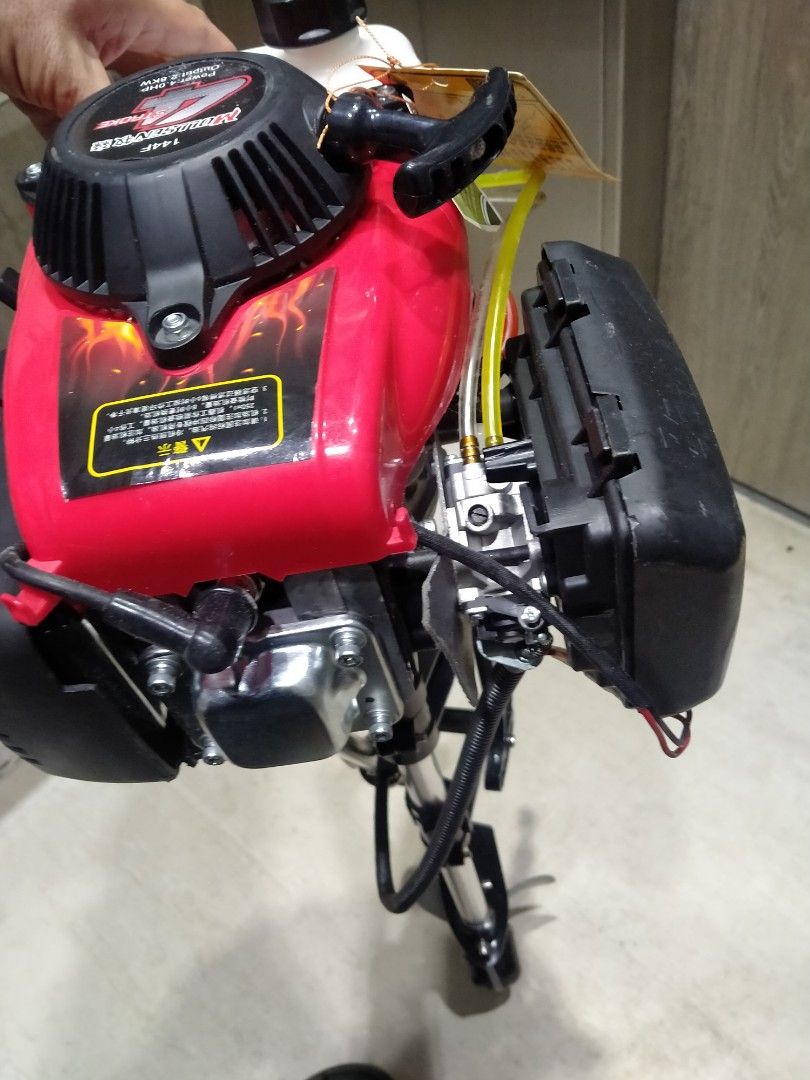 4 stroke boat obm, Everything Else on Carousell